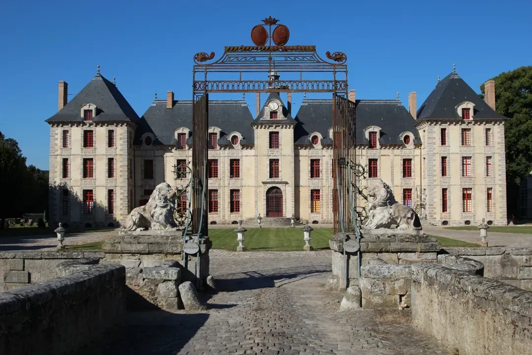 Château de Mesnil-Voisin攻略及週邊必遊景點推薦｜雄獅旅遊