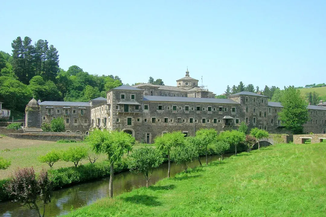 Monasterio de San Julián de Samos攻略及週邊必遊景點推薦｜雄獅旅遊