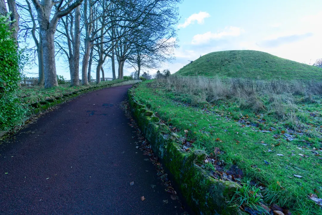 Motte and bailey castle on Haw Hill攻略及週邊必遊景點推薦｜雄獅旅遊