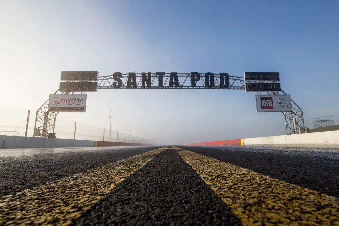 Santa Pod Raceway攻略及週邊必遊景點推薦｜雄獅旅遊
