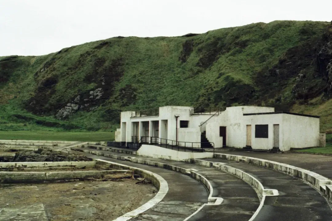 Tarlair Swimming Pool攻略及週邊必遊景點推薦｜雄獅旅遊